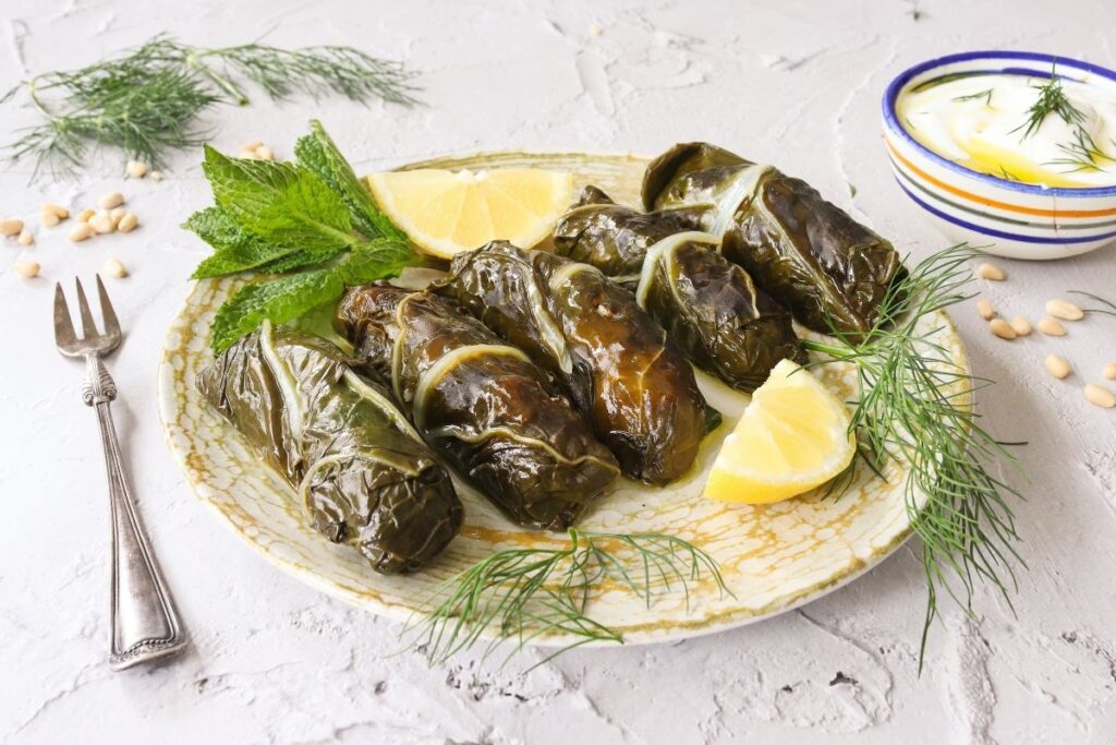 Dolmas: El Secreto de la Cocina Rellena Ancestral | Nautilus